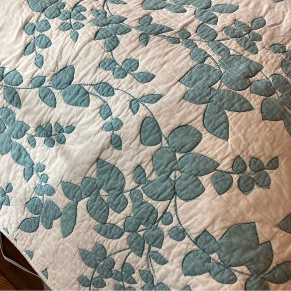 Sunburst International | Bedding | Floral Teal Blue Green Quilt | Poshmark